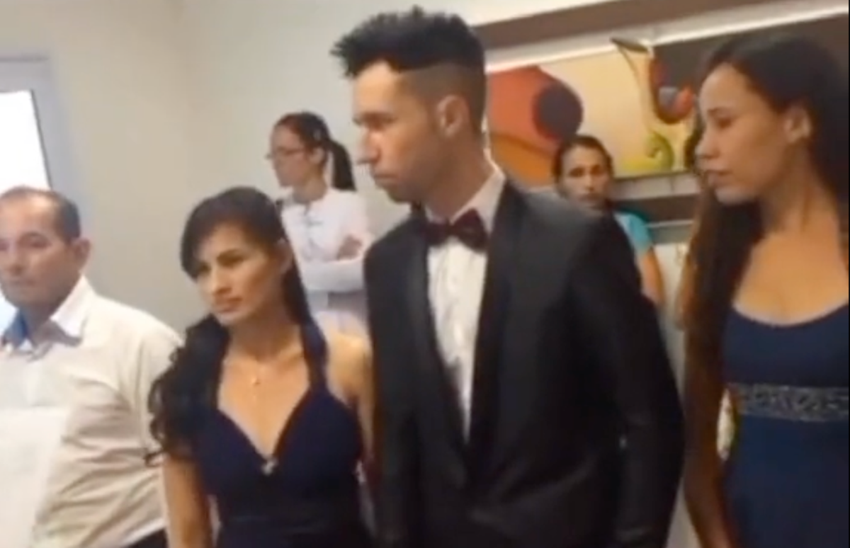 Juez cancela boda por una “pequeña broma” de la novia durante la ceremonia | Independent Español